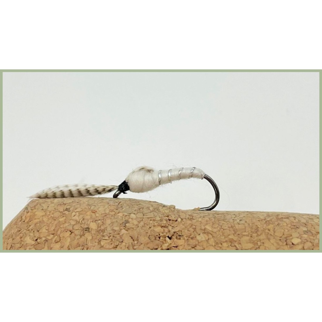 Barbless Caenis - Troutflies UK